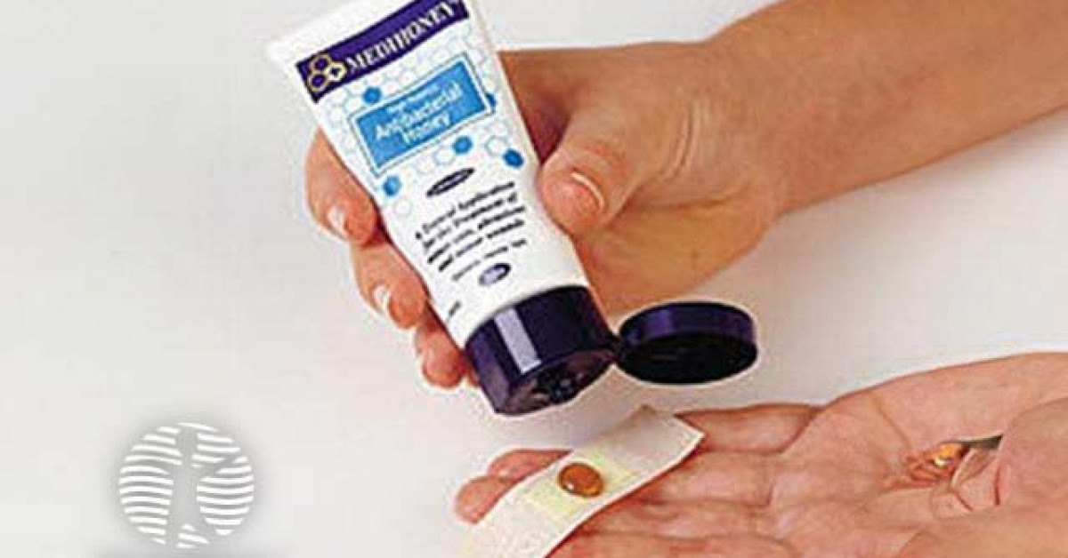 Medihoney wound dressing image